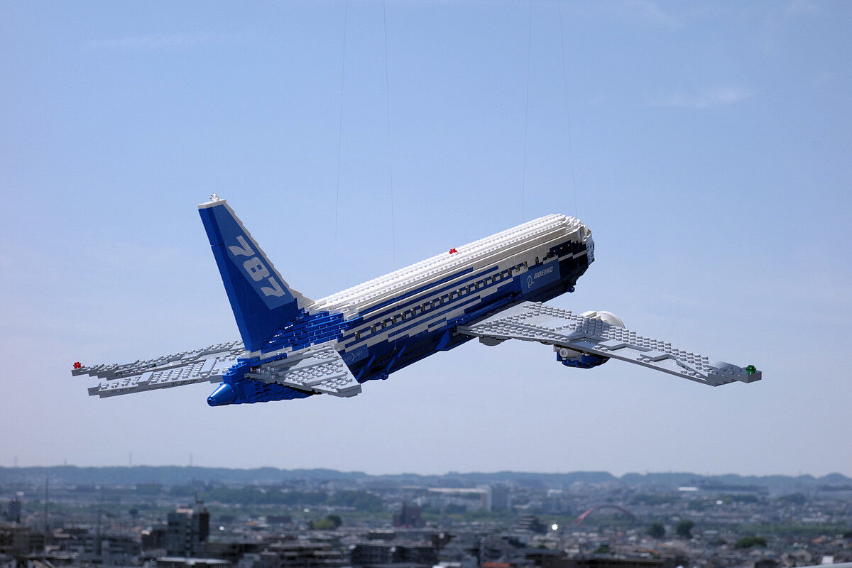 LEGO 10177 Boeing 787 Dreamliner 2006年 : Lego倉庫？置き場所が無い！ Lego warehouse ...