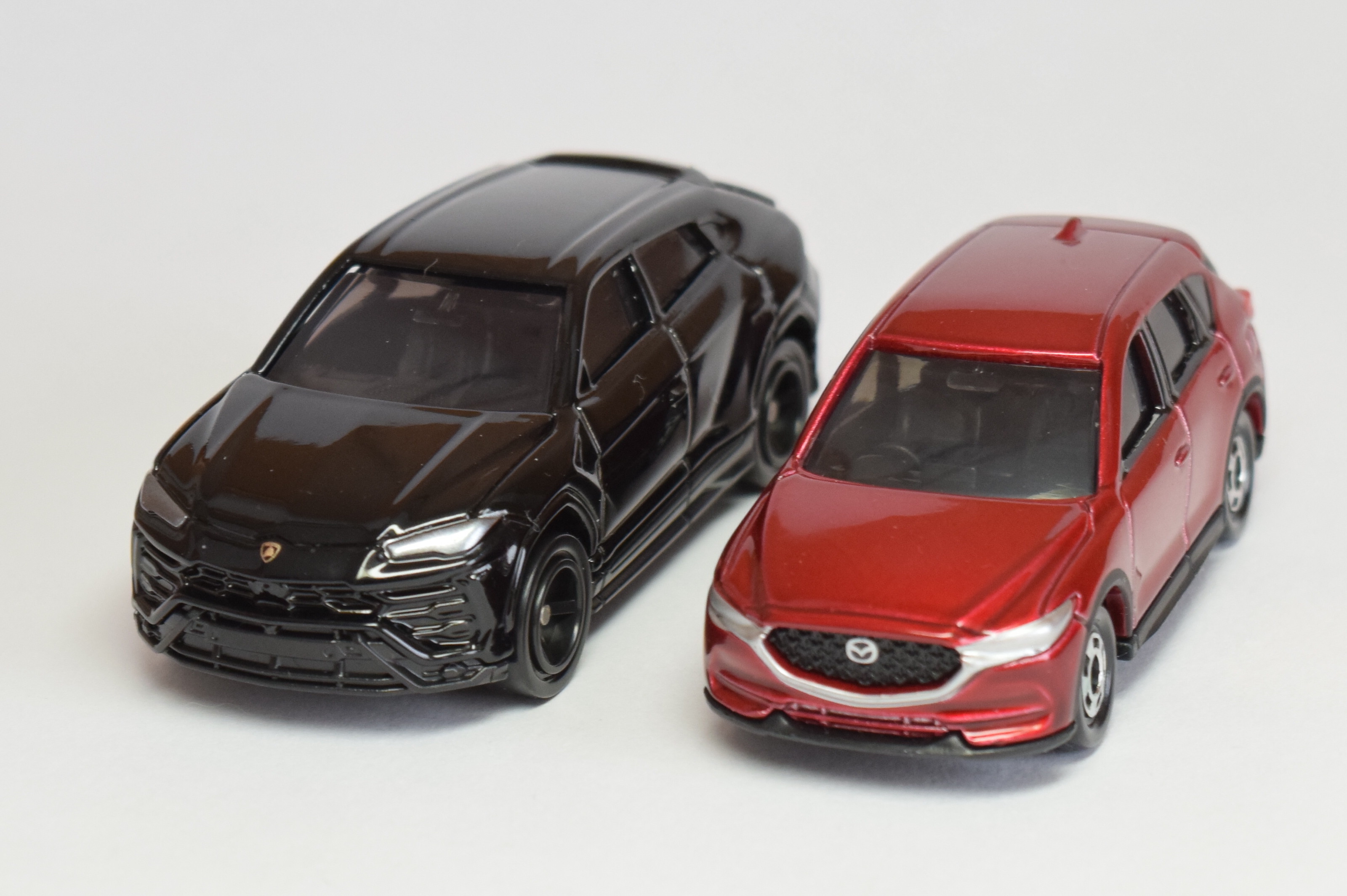 トミカ 2019年2月の新車 No.16 ランボルギーニ ウルス(初回仕様 トミカ 2019年2月の新車 No.16 ランボルギーニ ウルス(初回仕様