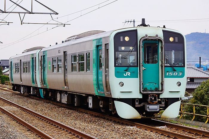 1500系の土讃線代走 : 讃岐の鉄と空、時々海