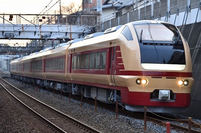 3/9,10 E653系国鉄色 : ワラ鉄2