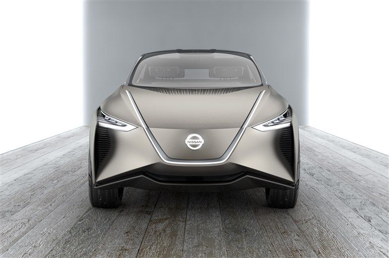 「ニッサンIMx KURO」が搭載する、未来の運転支援技術はまるでSF ジュネーブモーターショーで公開 : 車速報