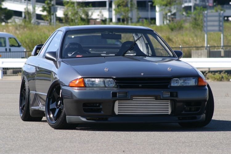 日産BNR32 スカイラインGT-Rこんなカッコイイ車が450万円で買えた時代wwwww : 車速報