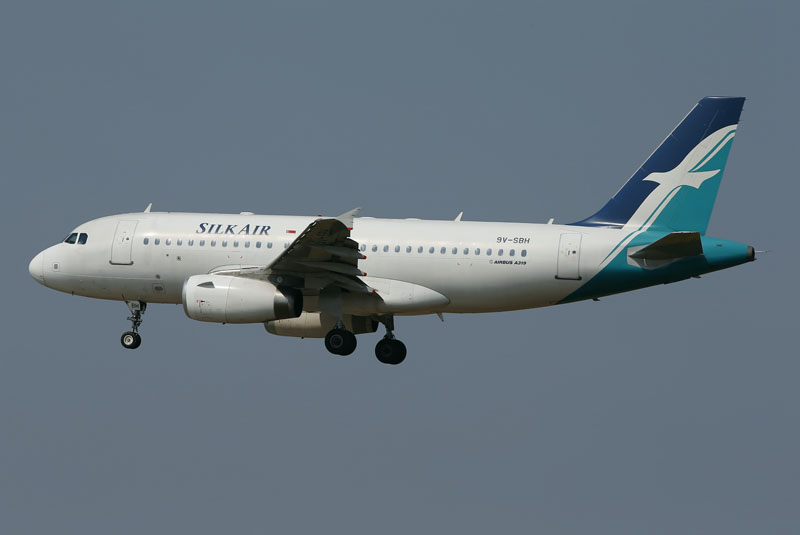 A319 : 飛行機好きの " つぶやき"