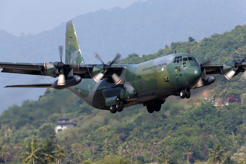 C-130H-30 TUDM : 飛行機好きの " つぶやき"