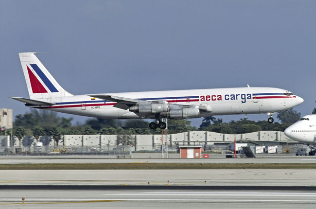 77 & 707 : 飛行機好きの " つぶやき"