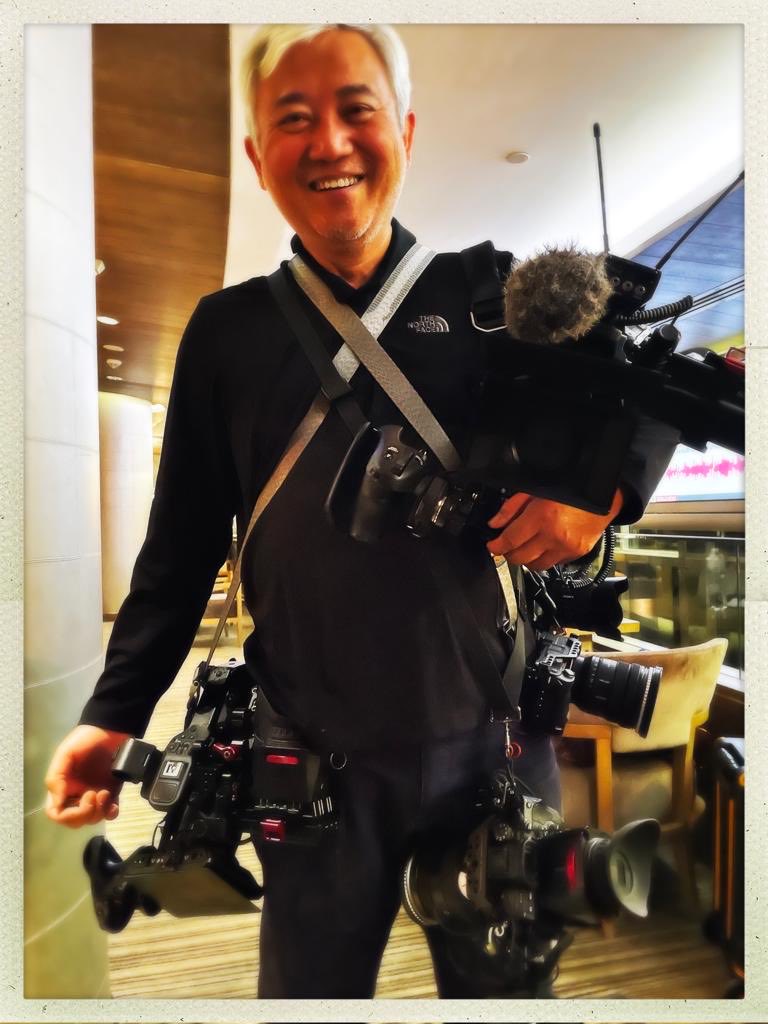 アフガン、ウクライナで会ったBBCのJoeカメラマン : なのかしらなのかしら