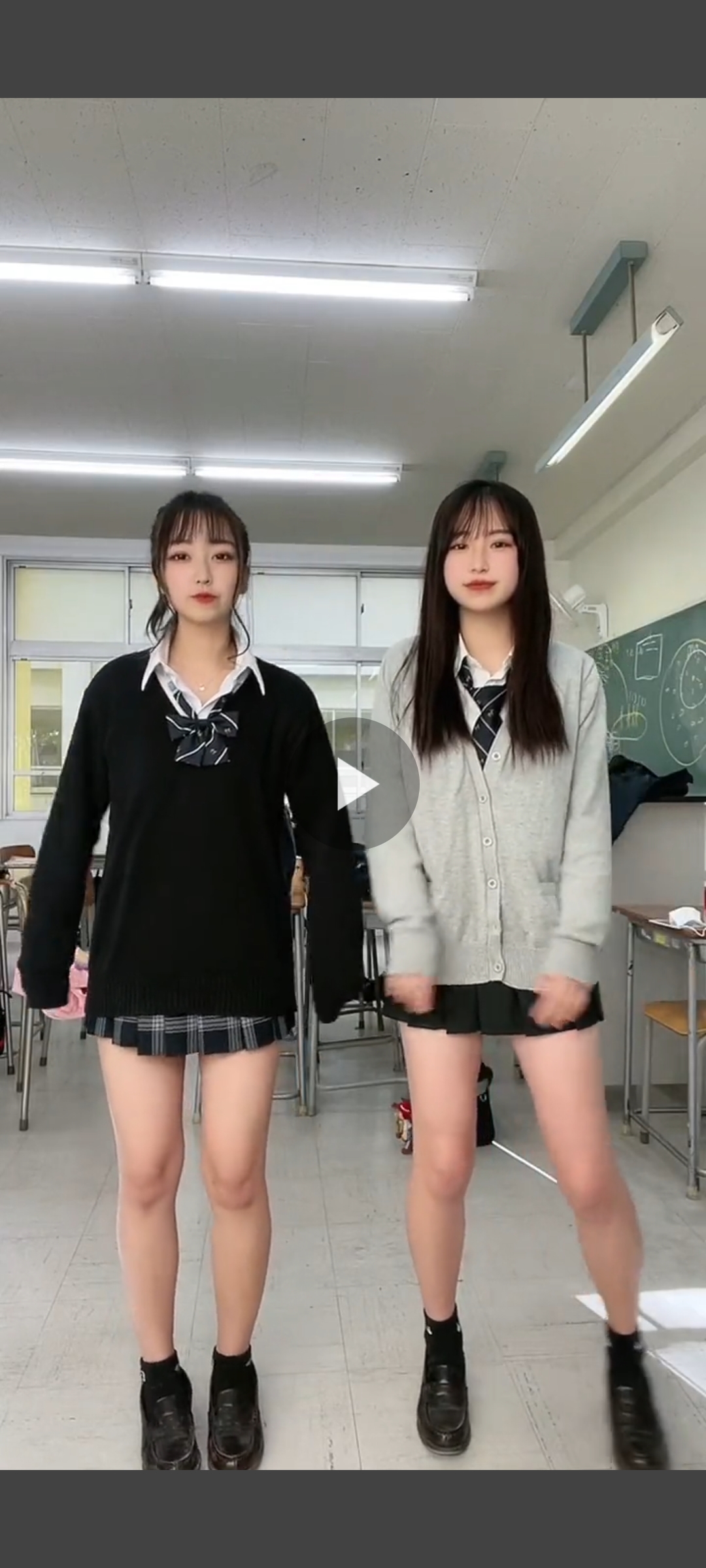 【動画】JKさん、ママのベリーダンス衣装を着てあたシコダンスを披露wwwwwwwwwww : VIPPER速報