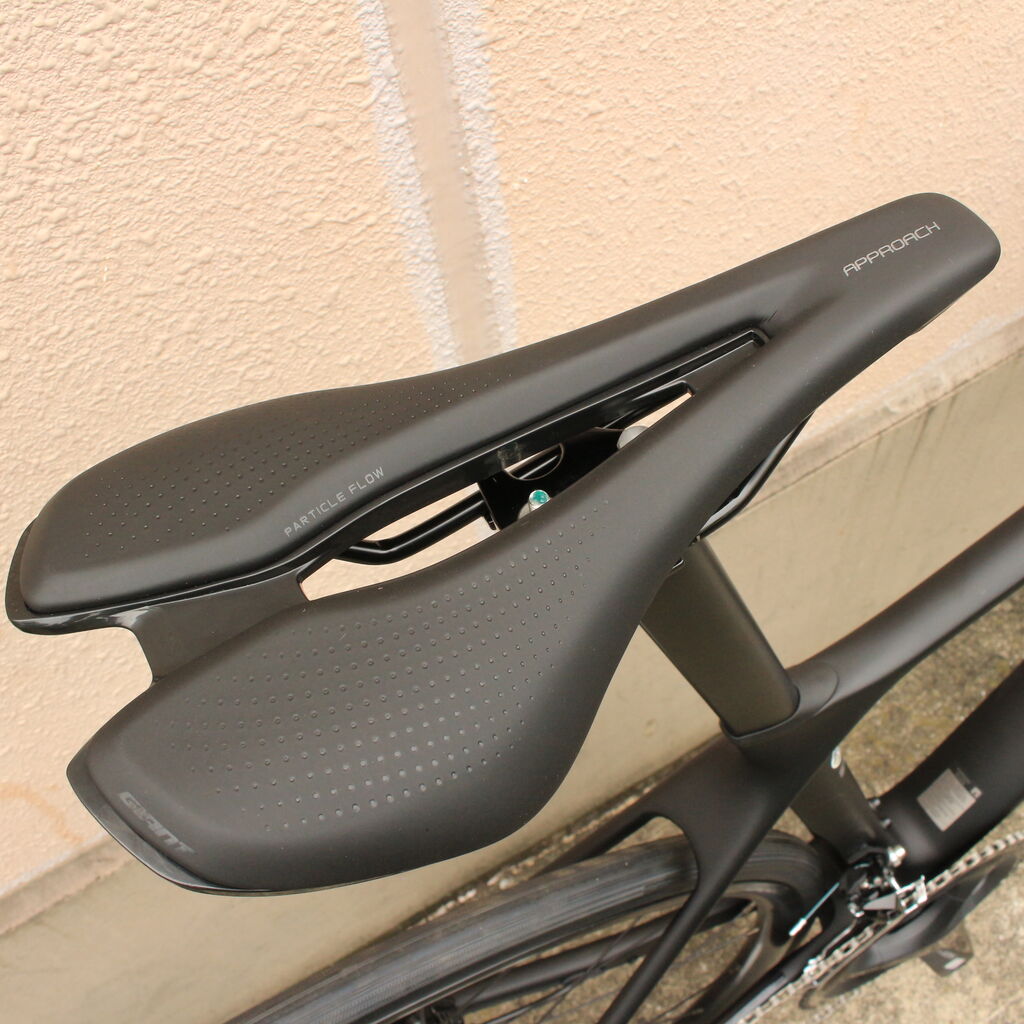 新型TCR」GIANT(ジャイアント)「TCR ADVANCED 2 DISC SE」入荷 新型TCR」GIANT(ジャイアント)「TCR ADVANCED 2 DISC SE」入荷