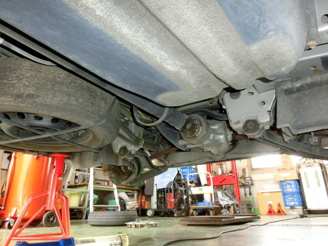 WEED DRIVE : HM4 ホビオ 車検準備