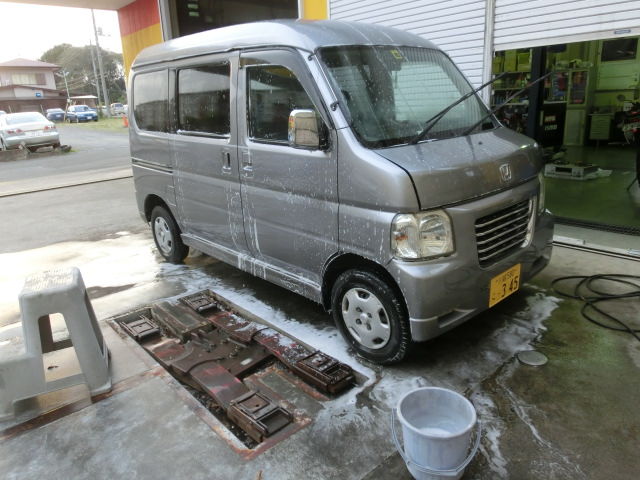 WEED DRIVE : HM4 ホビオ 車検準備