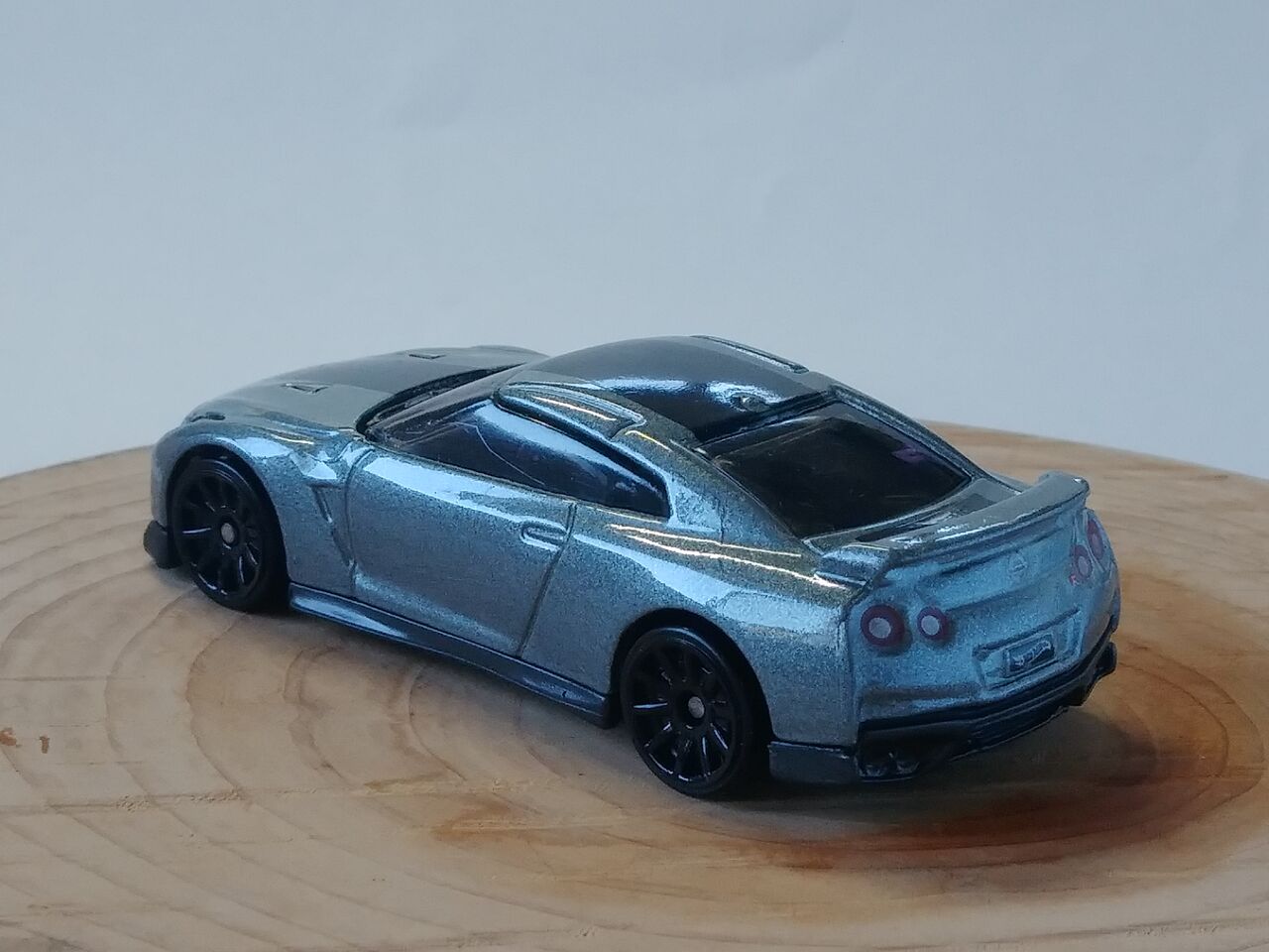 '17 Nissan GT-R (R35) : Hot WHeeLs & MATCHBOX
