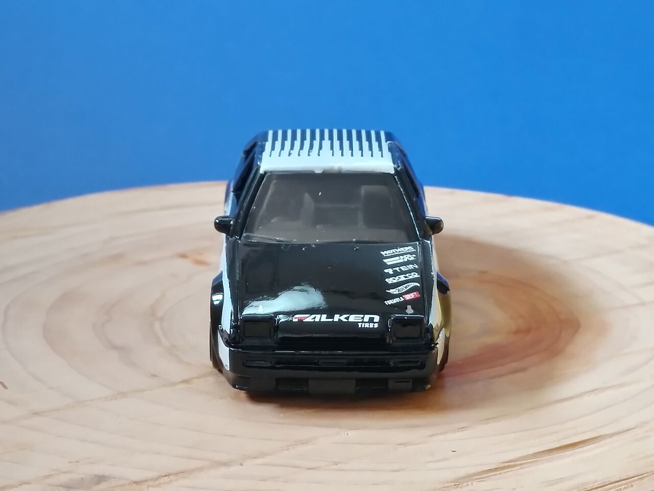 Toyota AE86 Sprinter Trueno : Hot WHeeLs & MATCHBOX