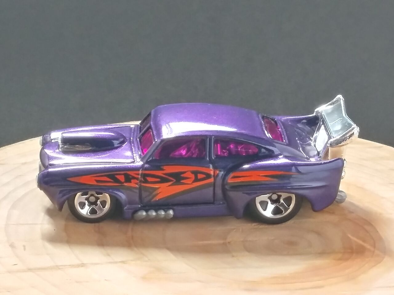 Jaded : Hot WHeeLs & MATCHBOX