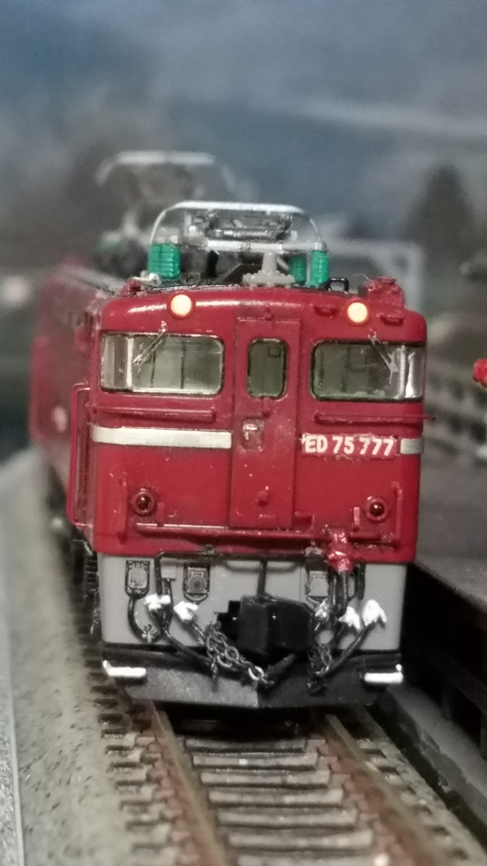 ED75 777号機『秋』 続きです : （仮称）東北本線 岩 機関区