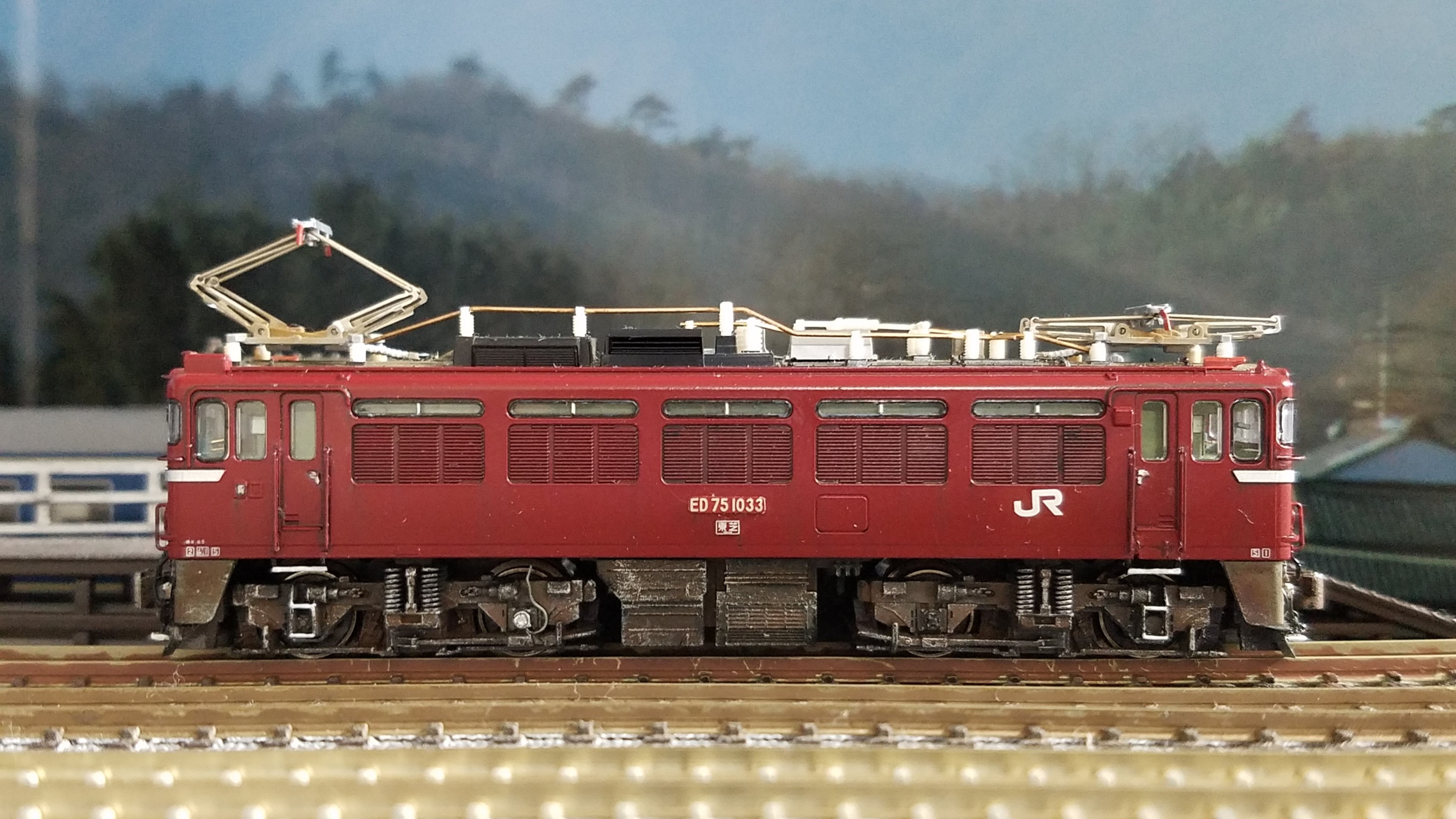 ED75 1033 『青』続きです→ : （仮称）東北本線 岩 機関区