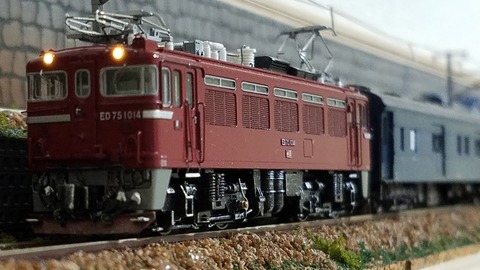 ED75 1014号機『青』続き→ : （仮称）東北本線 岩 機関区