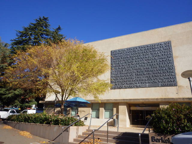 Campus Scenery of Boalt Hall (Dec.6, 2017) : Lucky の世界遺産ブログ｜アメリカの国立公園 ...