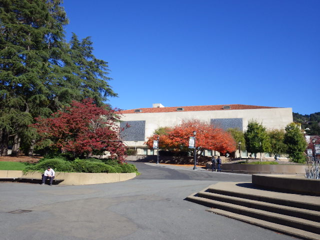 Campus Scenery of Boalt Hall (Nov.17, 2017) : Lucky の世界遺産ブログ｜アメリカの国立公園 ...
