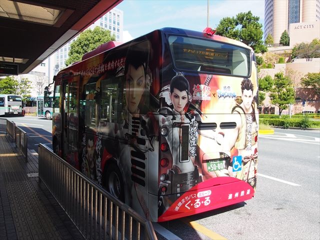 井伊直虎×戦国BASARA（遠鉄バス） : ad-car's ラッピングデス