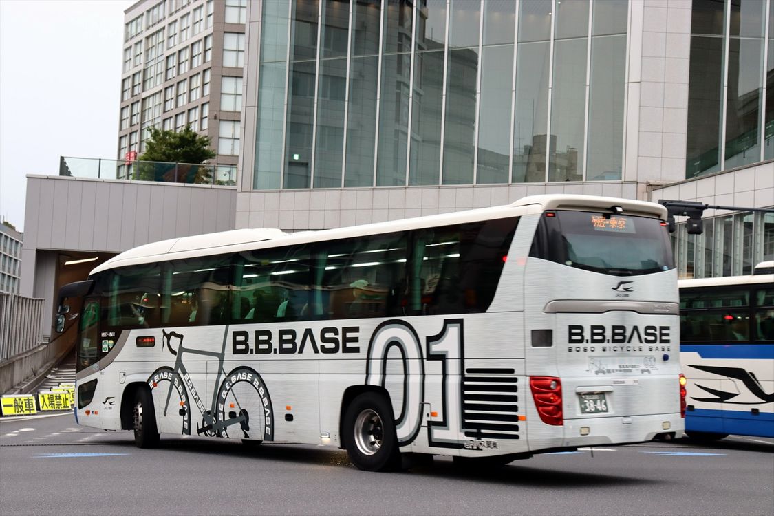 B.B.BASE（JRバス関東） : ad-car's ラッピングデス