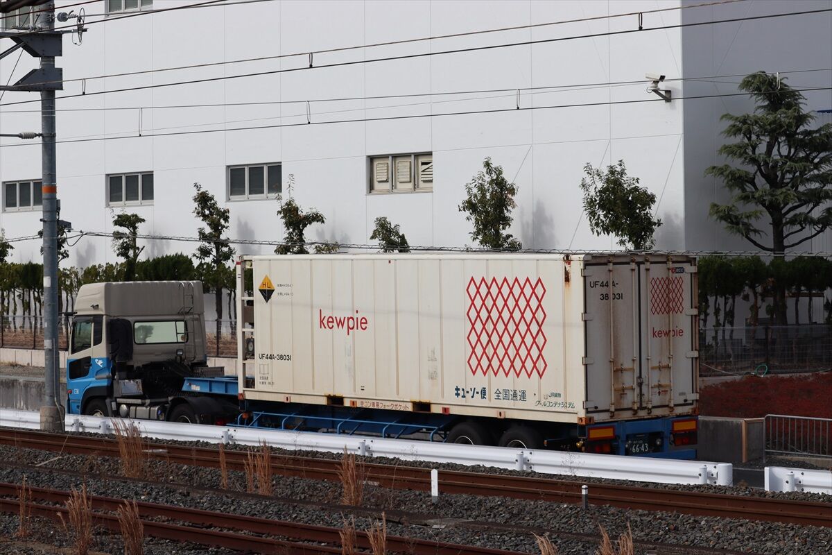 F-LINE：UV48A-38020（JR貨物コンテナ）ほか : ad-car's ラッピングデス