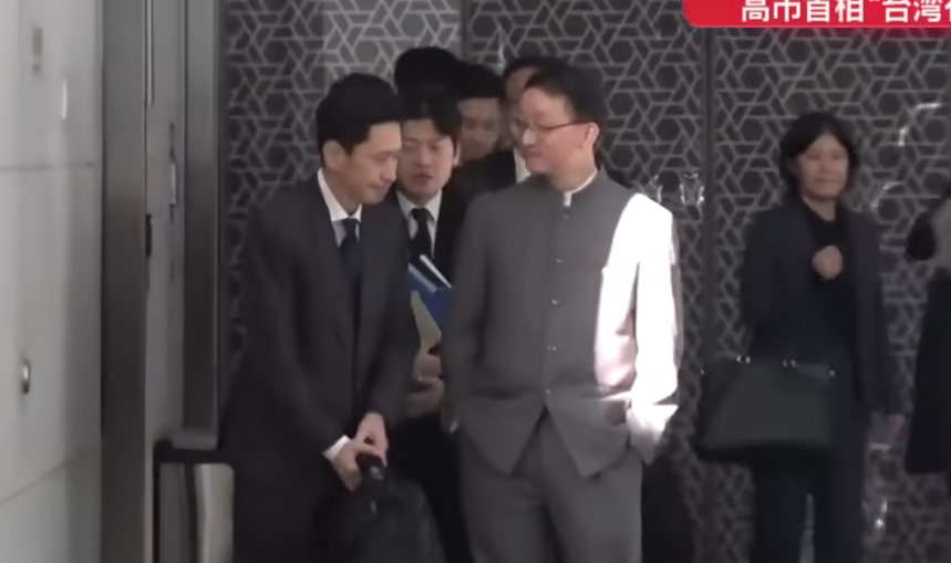 北京を訪れた日本の外務省の担当局長に対して中国の局長は「両手をポケット」に入れたまま完全になめた態度で対応・・・（動画あり） : エックス速報