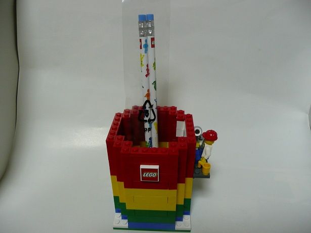 思うがままに～コブクロ、LEGO、ゲーム、旅行とかとか～ : レゴ ペン立て 850426