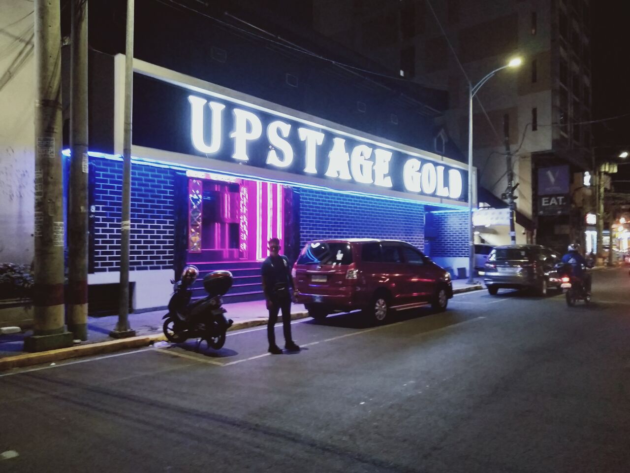 フィリピン マラテの Upstage Gold JTV｜ファショナブルな可愛いフィリピーナ : フィリピン極楽生活記