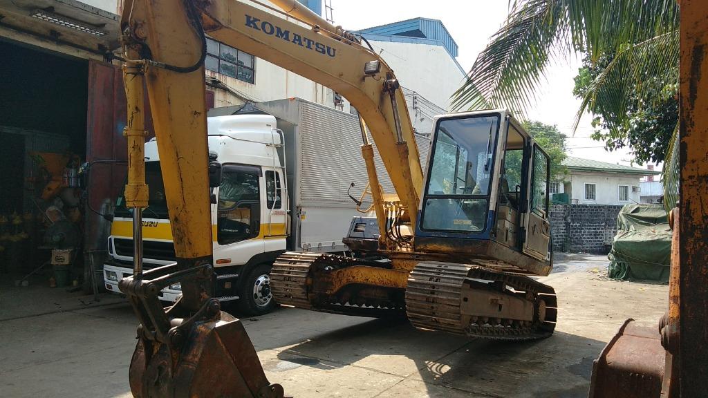 フィリピン｜backhoe komatsu PC100 japan surplus : フィリピン極楽生活記