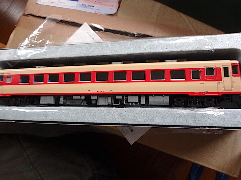 キハ58（KATO）🚃 : 山遊び、川遊び−2