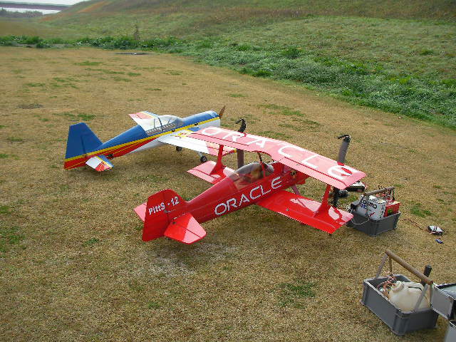 ORACLE PITTS 再？初飛行 : 屋根裏工作所