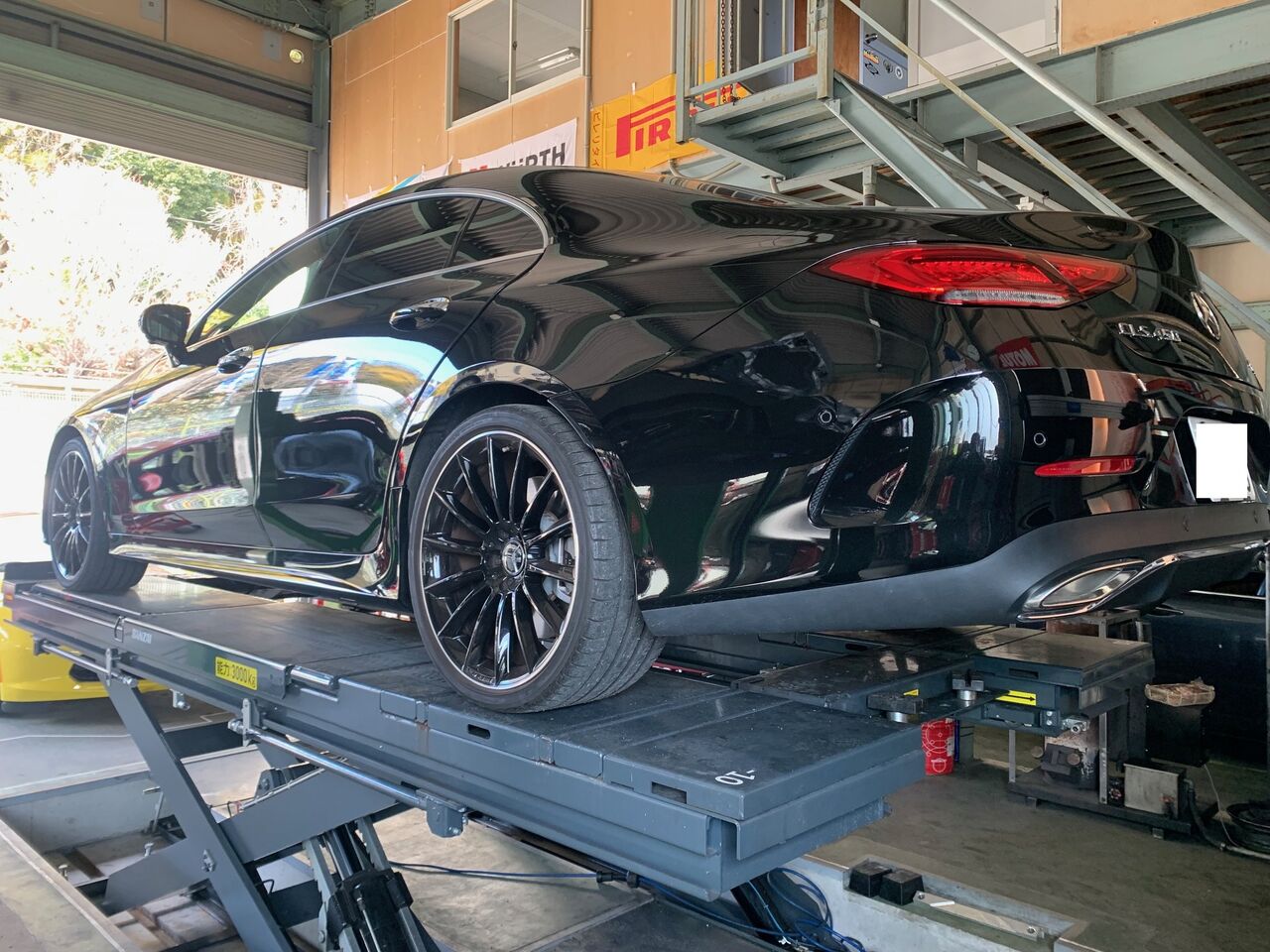 ベンツ W257 CLS クラス ADASのキャリブレーション : ボッシュカーサービス 有限会社 山田自動車