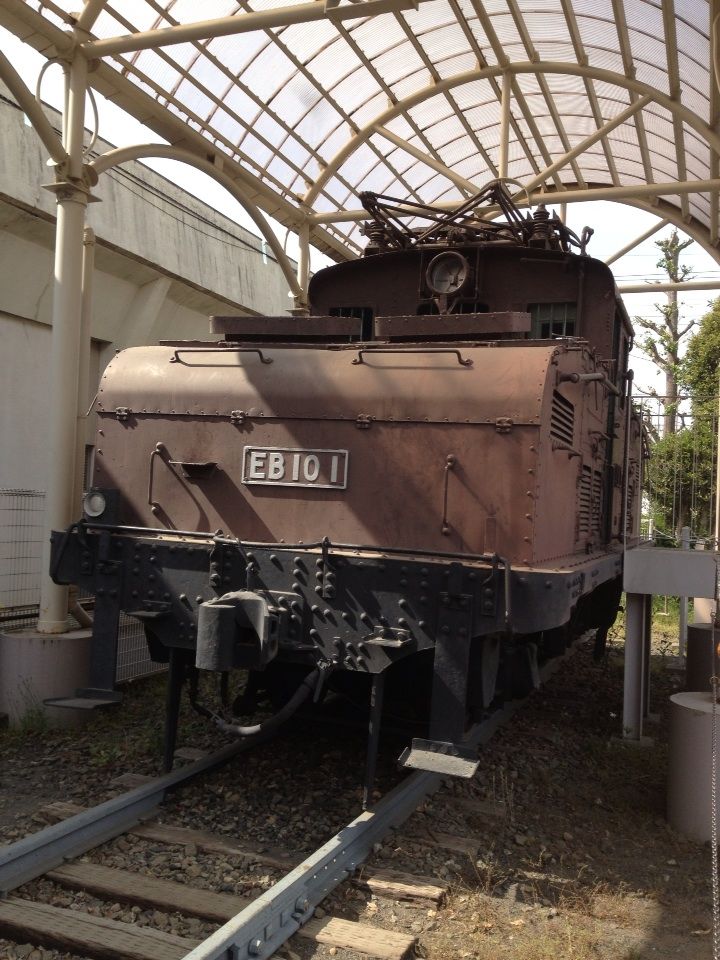 クルマのミライNEWS : 蓄電型を改造したという電気機関車「EB101」＠府中交通遊園