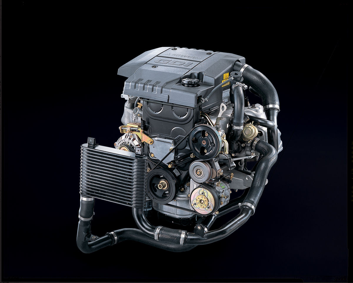 クルマのミライ Future of mobility : ガソリン直噴ターボも、量産車世界初は三菱自動車