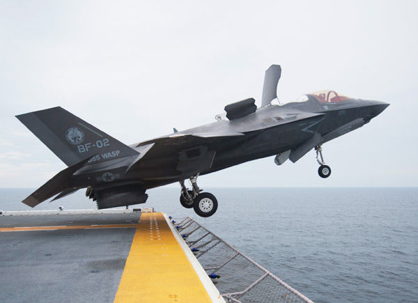 護衛艦いずもにF35B「空母化」の可能性調査 小野寺五典防衛相認める ～産経ニュース : ヤマネの森 Livedoor