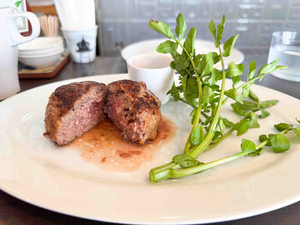 「TAcme」の『ランチハンバーグセット』（大和市中央林間）【やまとぴグルメ】 : 大和とぴっく-やまとぴ