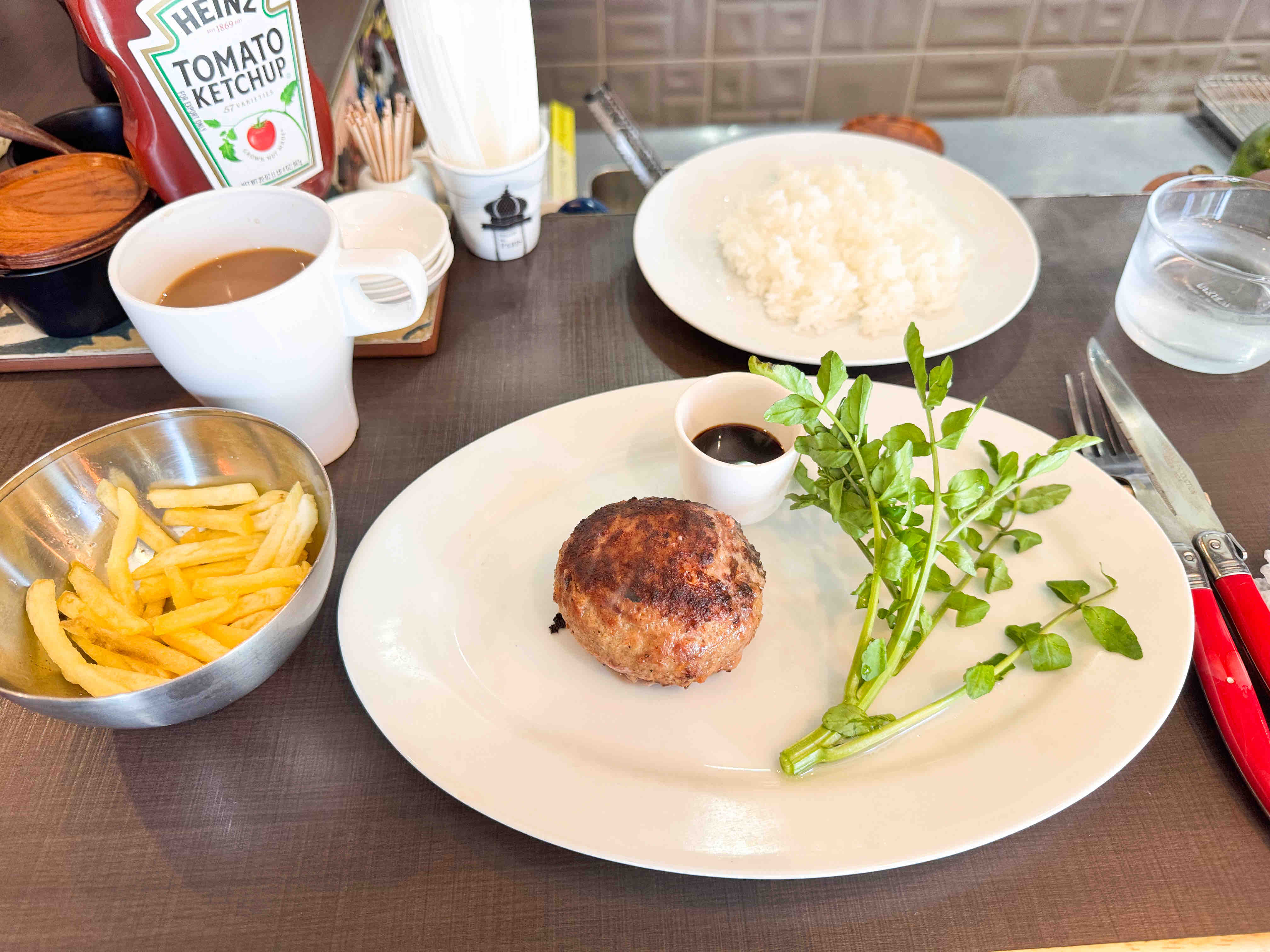 「TAcme」の『ランチハンバーグセット』（大和市中央林間）【やまとぴグルメ】 : 大和とぴっく-やまとぴ