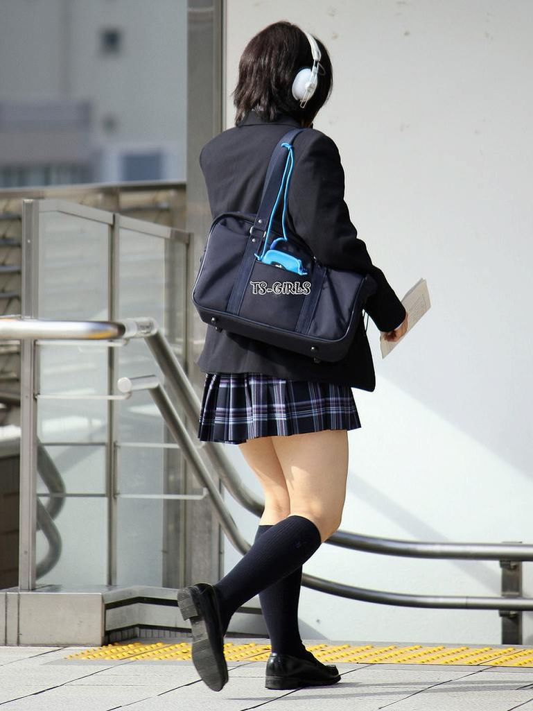 この制服jkエロすぎる 無料美女動画 7455