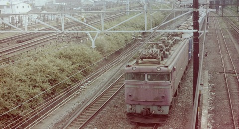 思い出のスナップ・上野駅 推進回送「ゆうづる」と 王子駅 回送「十和田」～EF80 トップナンバーをキャッチ～ : 波浪規定の部屋