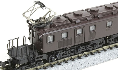 米軍に狙われた EF57 : 波浪規定の部屋