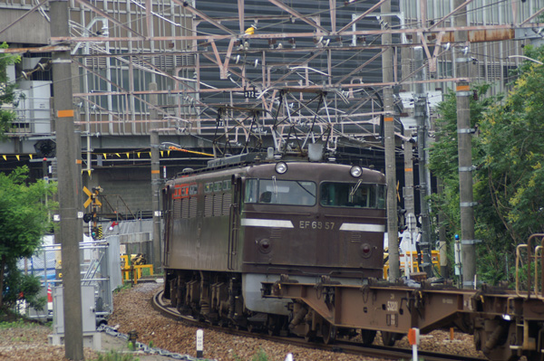 関西中心の鉄道写真:EF65-57茶色の機関車 - livedoor Blog（ブログ）