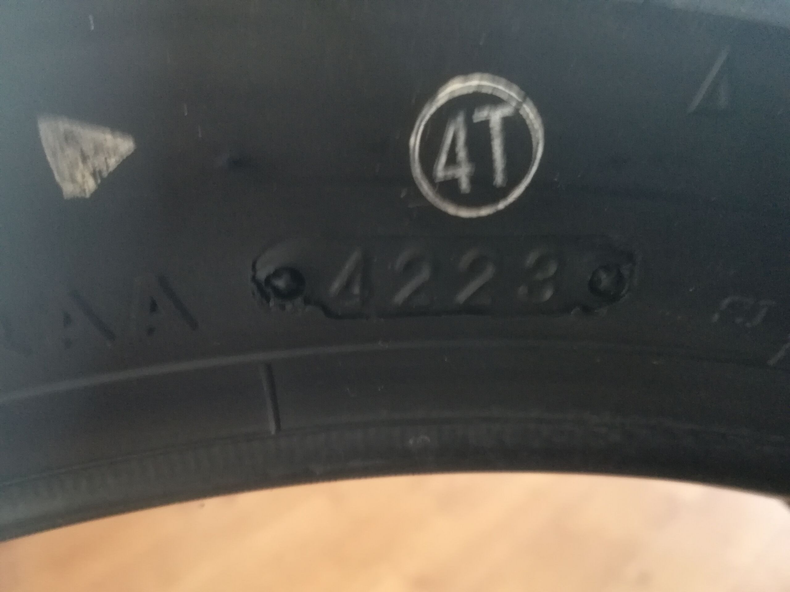 のっそりライダーどこへ行く ～NC750Sで旅に出る～ : F・Rタイヤ交換：IRC RMC810（63,840km）