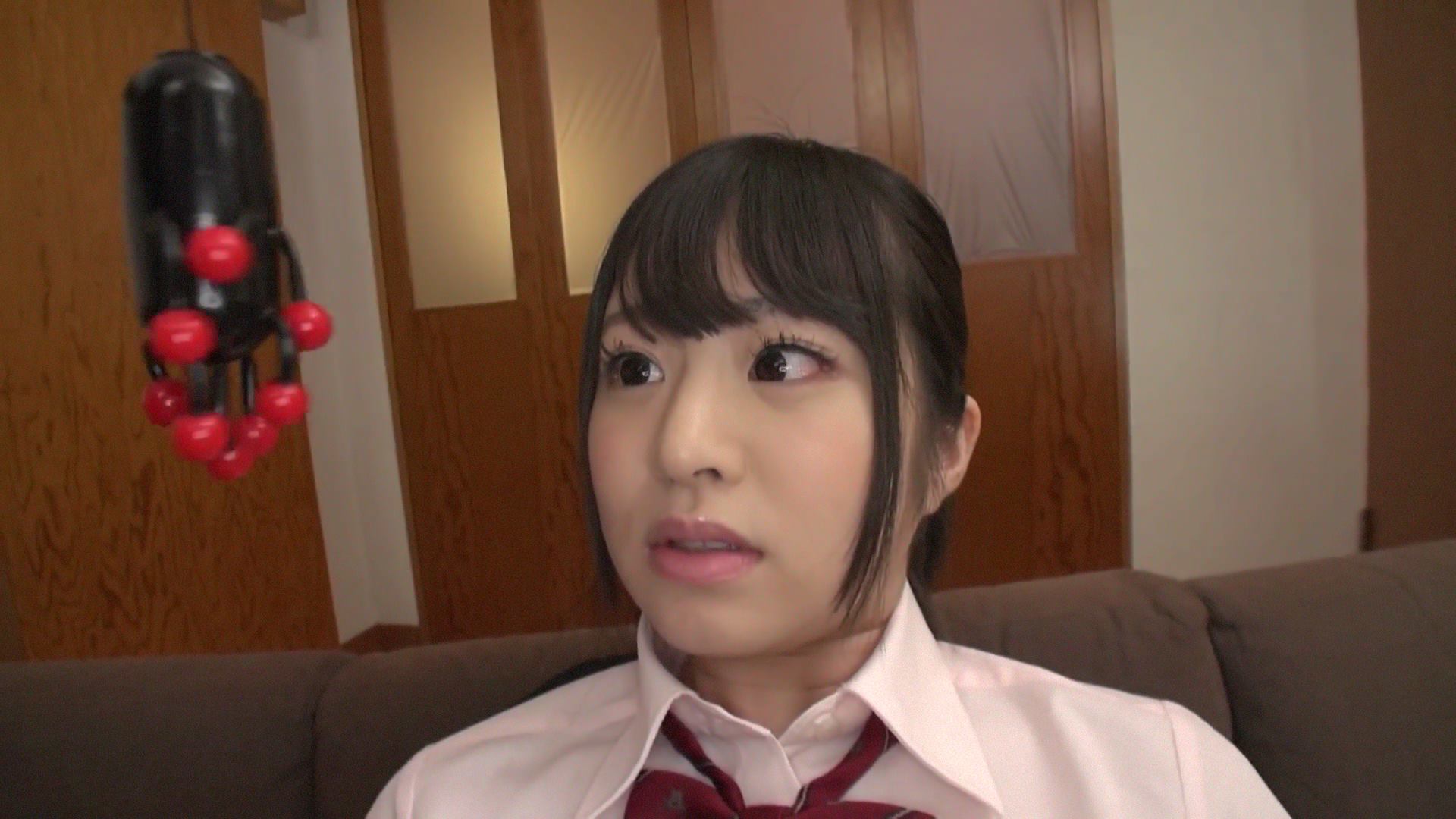 男に弄ばれたいと願う従順女子 生～とびきり可愛い美少女に生中出し 桃尻かのん もっと、背面駅弁！