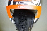 PIT TSURUOKA 通信 : MAXXIS "RAZE"