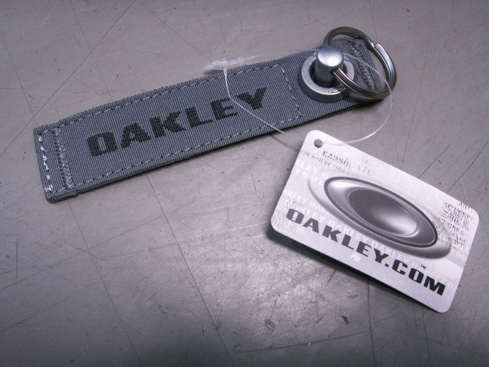 PIT TSURUOKA 通信 : OAKLEY GRANDE PIN KEY CHAIN
