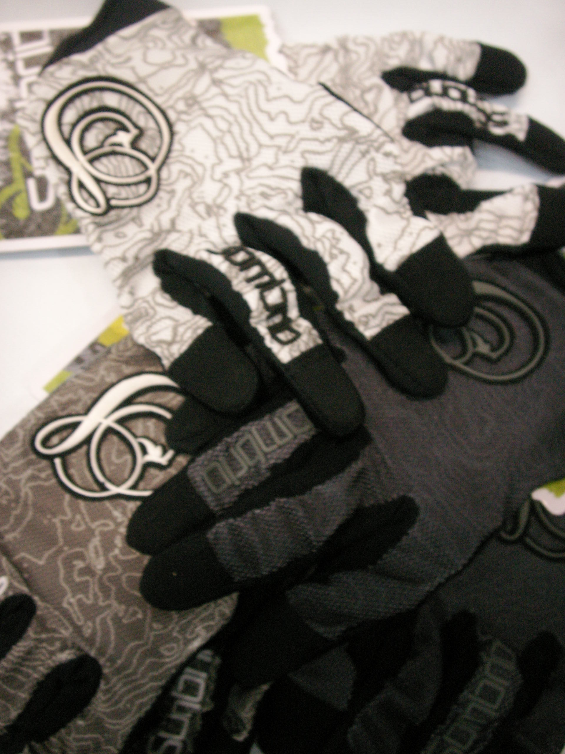 PIT TSURUOKA 通信 : Sombrio sultan