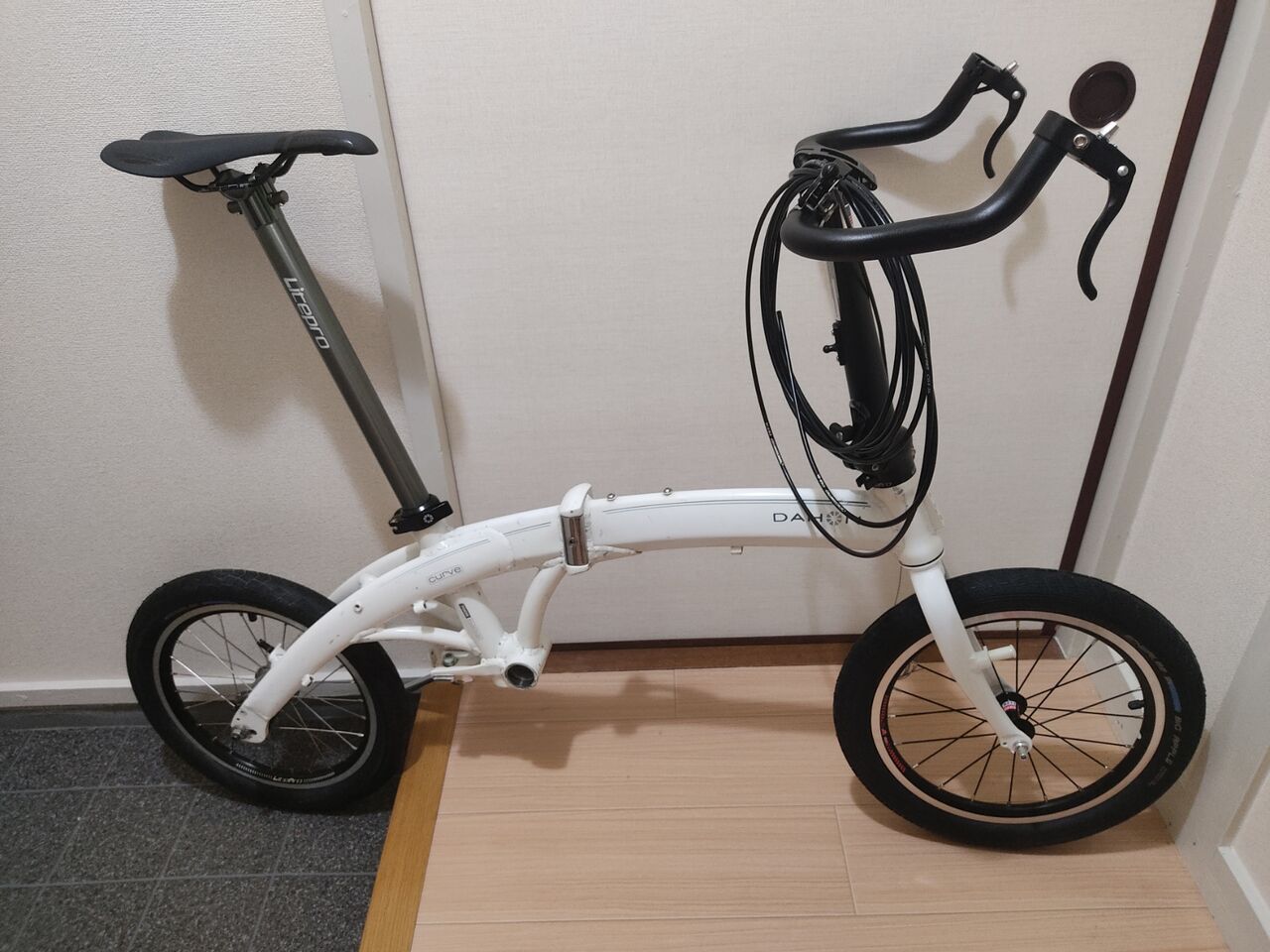 DAHON CURVE D3の再生 : bicycle shop 秘密基地 へようこそ