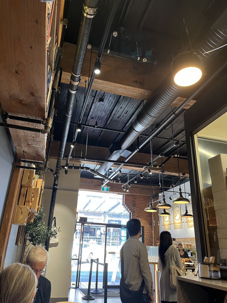 Angus T Bakery & Café & Mister Artisan Ice Cream : カナダと鬱と私 -バンクーバーでマイペース生活-