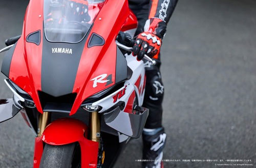 2026 『YZF-R1M』、『YZF-R1』、『YZF-R1 Anniversary Edition』 がリリースされましたぁ ...