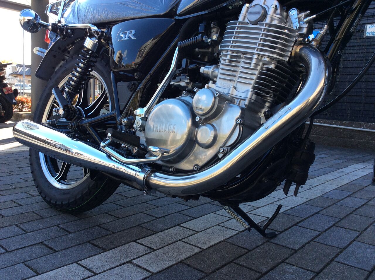 YSP天白 バイク屋さんのつぶやき日記 : SR400FEカスタム車両展示販売中です！